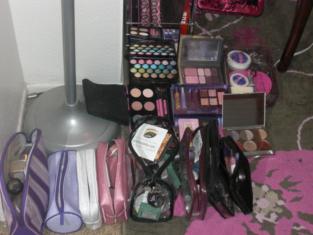 How to organize your makeup