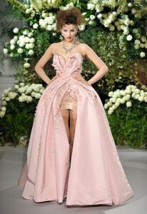 Christian Dior Fall 2009 Haute Couture Show