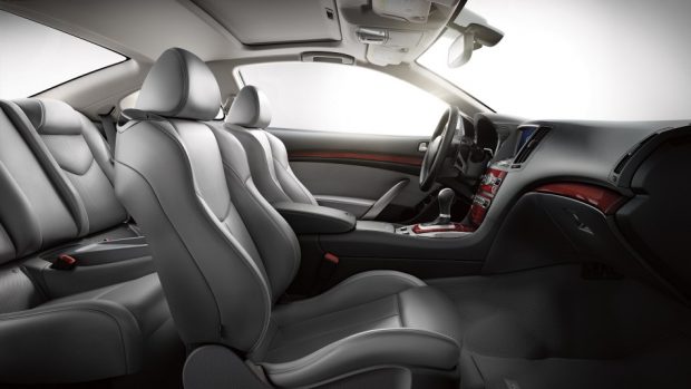 Stick Shift: Infiniti Q60S