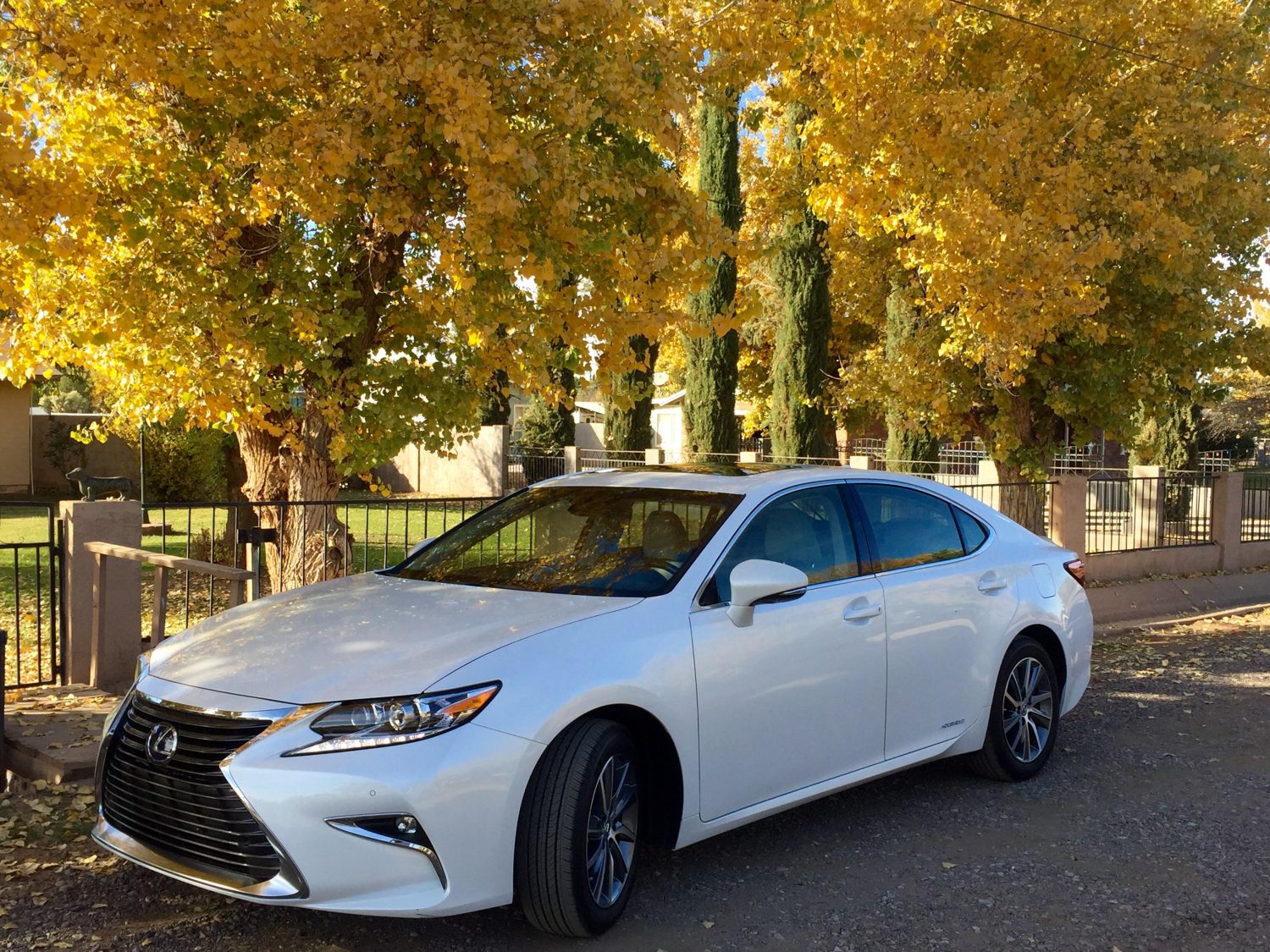 Stick Shift: 2016 Lexus ES