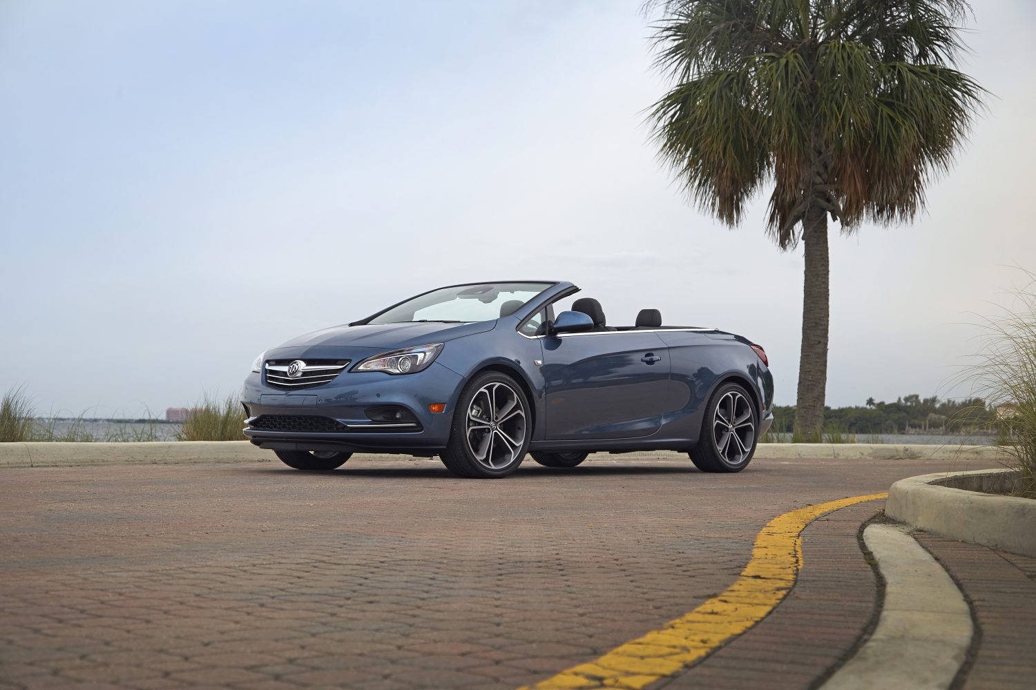 Test Drive: 2016 Buick Cascada