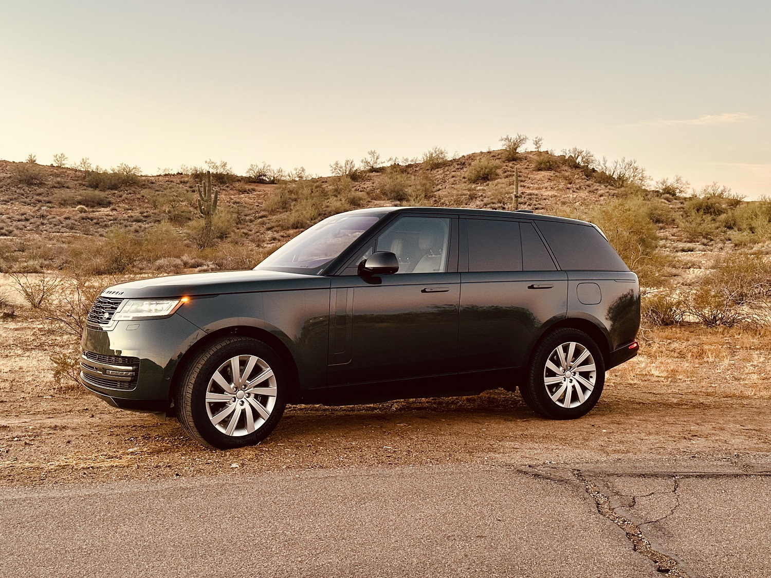 2023 Range Rover PHEV SE SWB: Refinement Reimagined