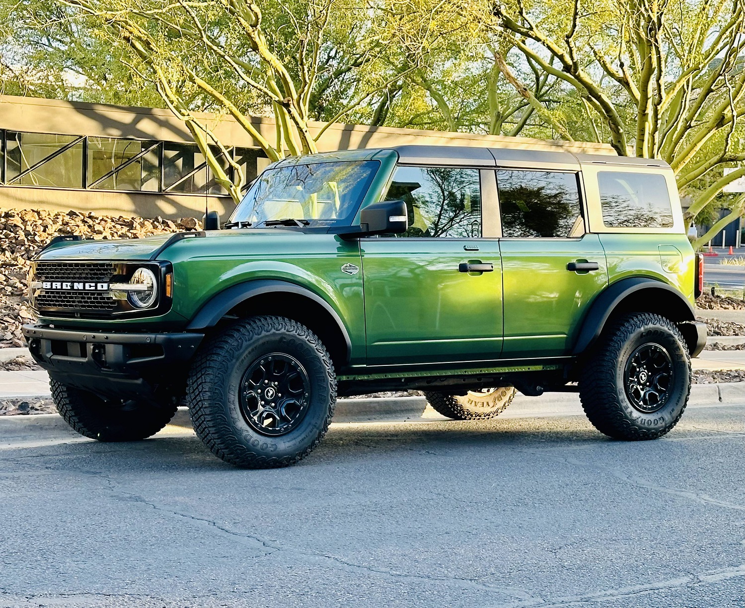 2023 Ford Bronco Wildtrak 4-Door Advanced 4x4: Unleashing the Wild