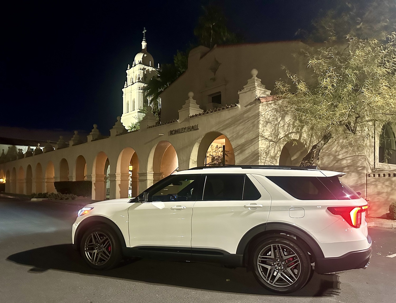 2025 Ford Explorer ST RWD: 400 Horses, Three Rows, and Endless Tech