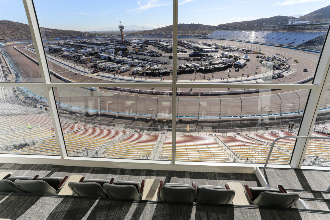 Phoenix Raceway Introduces New Luxury Curve Suite