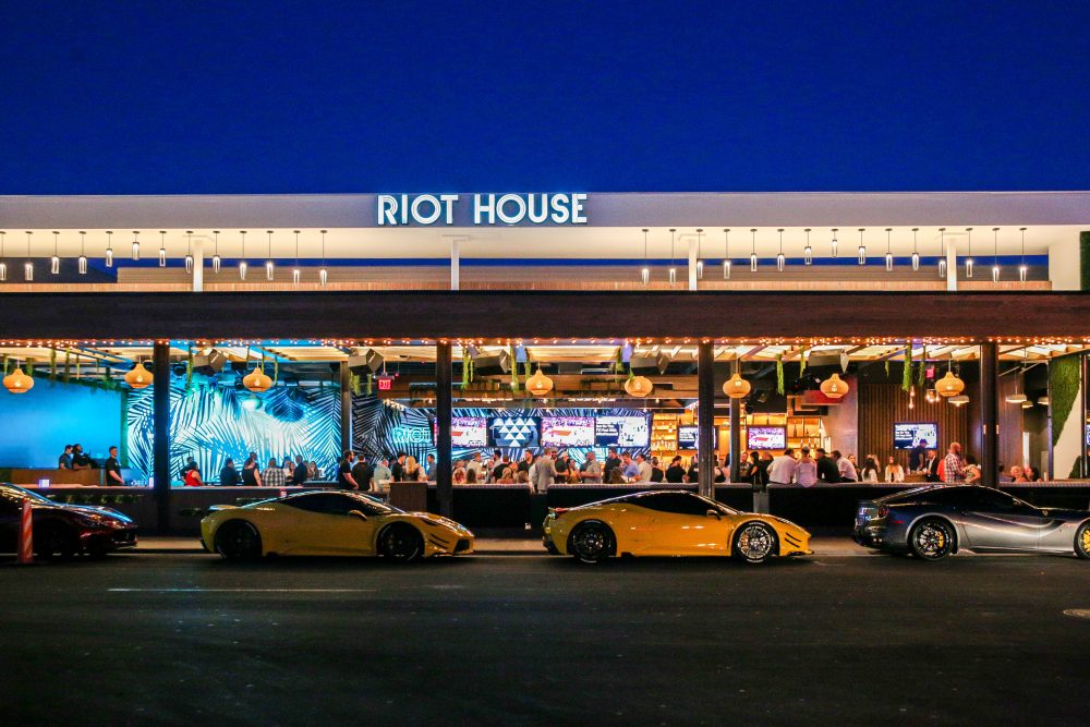Riot House Brings Tropical Vibes to Scottsdale