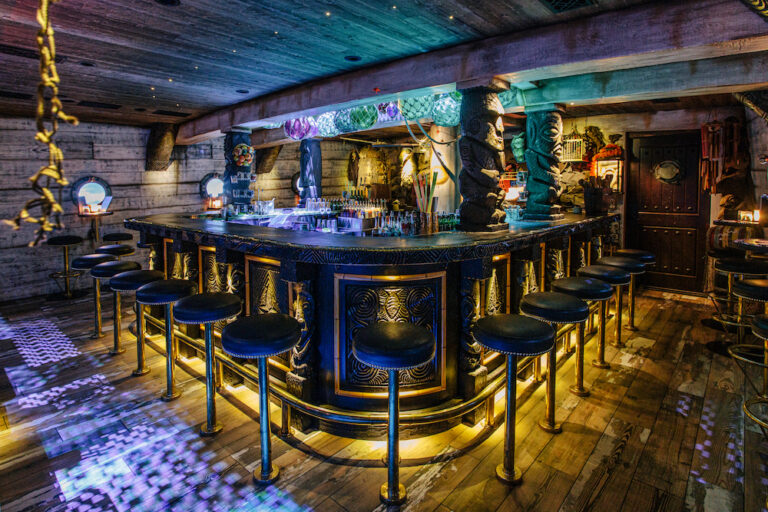 Best Phoenix Nightlife: Where to Party in the Valley