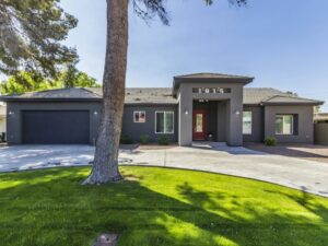 SALT Luxury Apartments Bring Resort Aesthetic to Downtown Tempe - In House