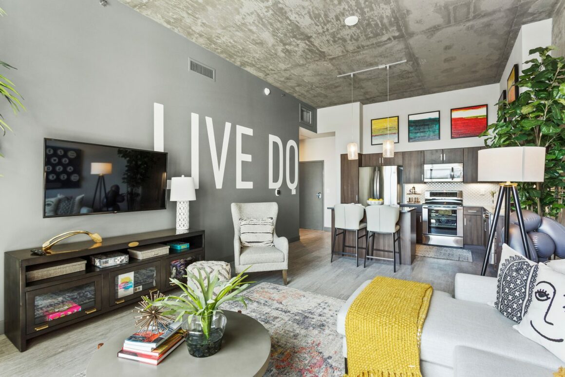 First-Ever High-Rise Apartment Building Constructed in Phoenix Opens