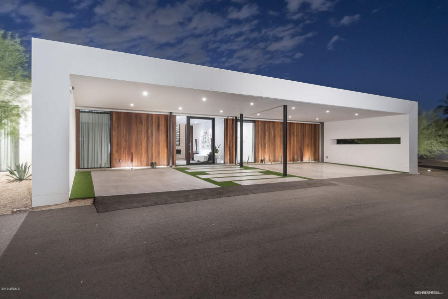 On the Market: Modern Masterpiece in Paradise Valley