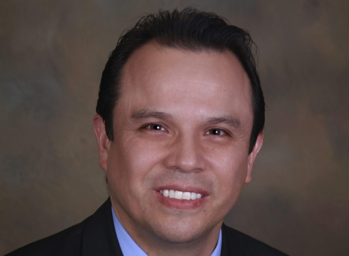 Dr. Johnny Serrano
