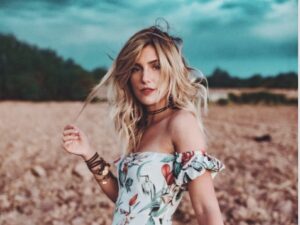 Emily Glynn: The Face - Trendsetters