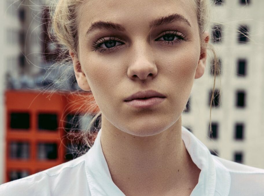 Courtney Shoemaker - Sungun Tanning - Trendsetters