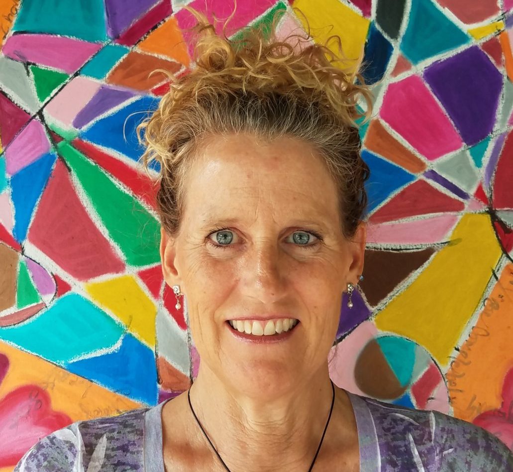 Trendsetter to Know: Debra Lee Murrow of COLORMe Art Spa