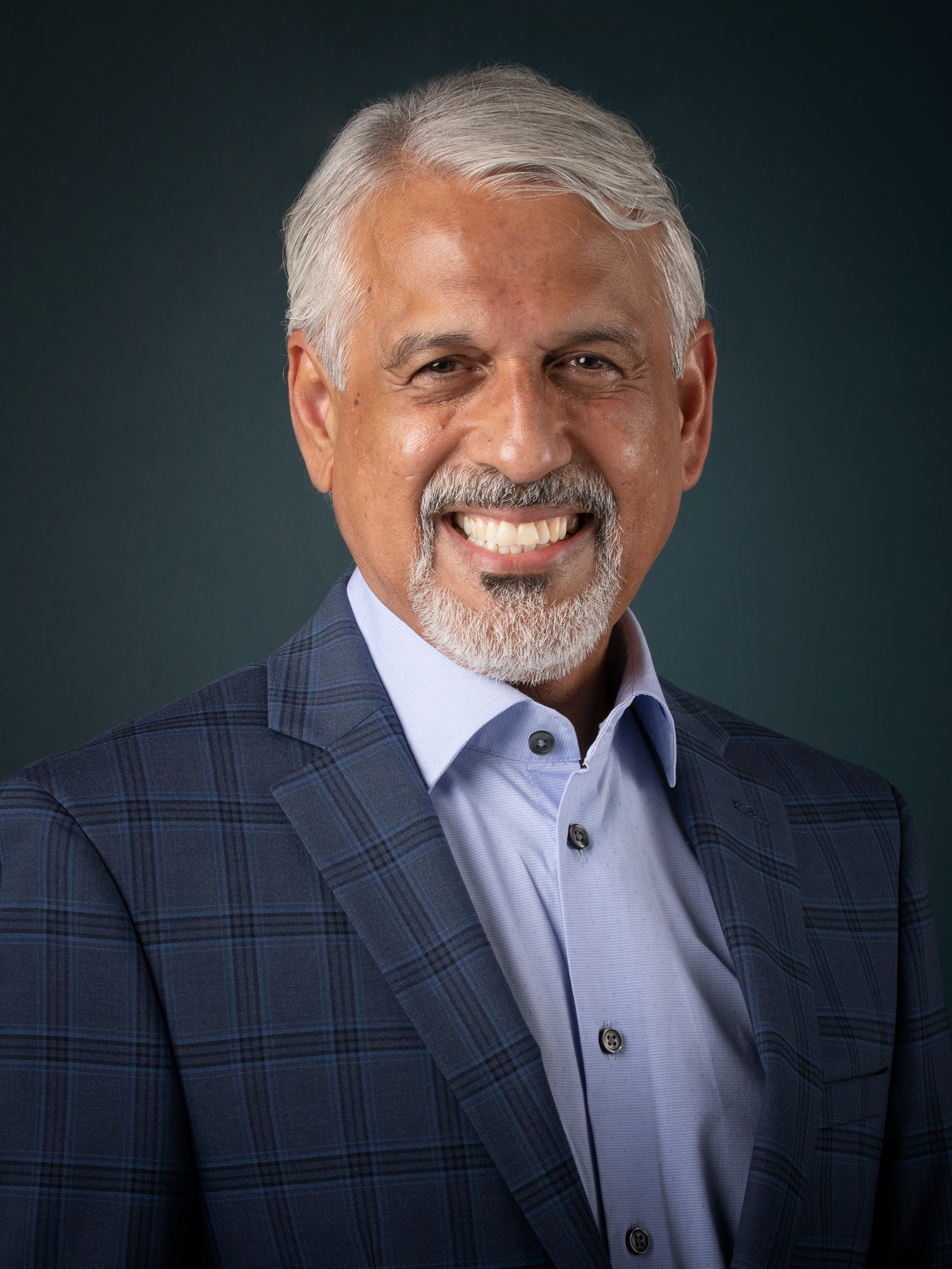 Trendsetter to Know: Ifty Ahmed, MD. of Ahwatukee Skin & Laser