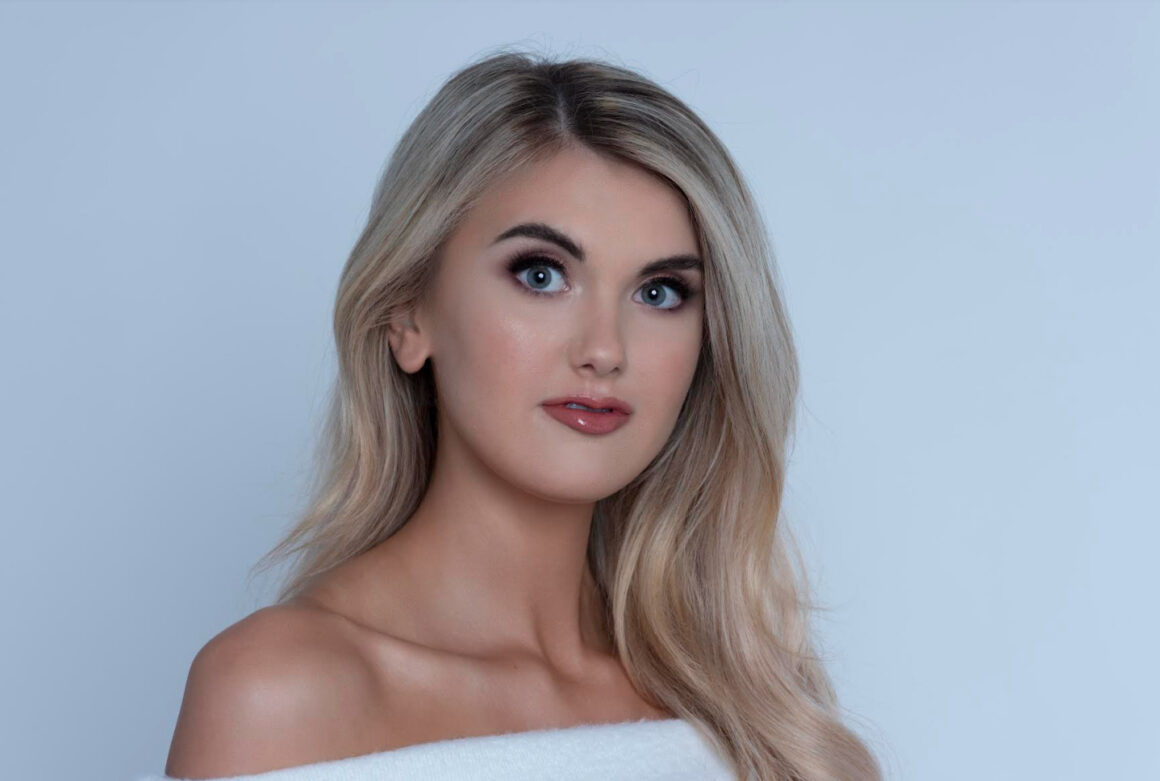 Trendsetter to Know: Model Deanna Decker