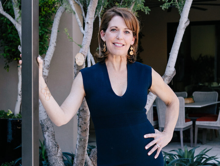 Carole Kennelly - Trendsetters