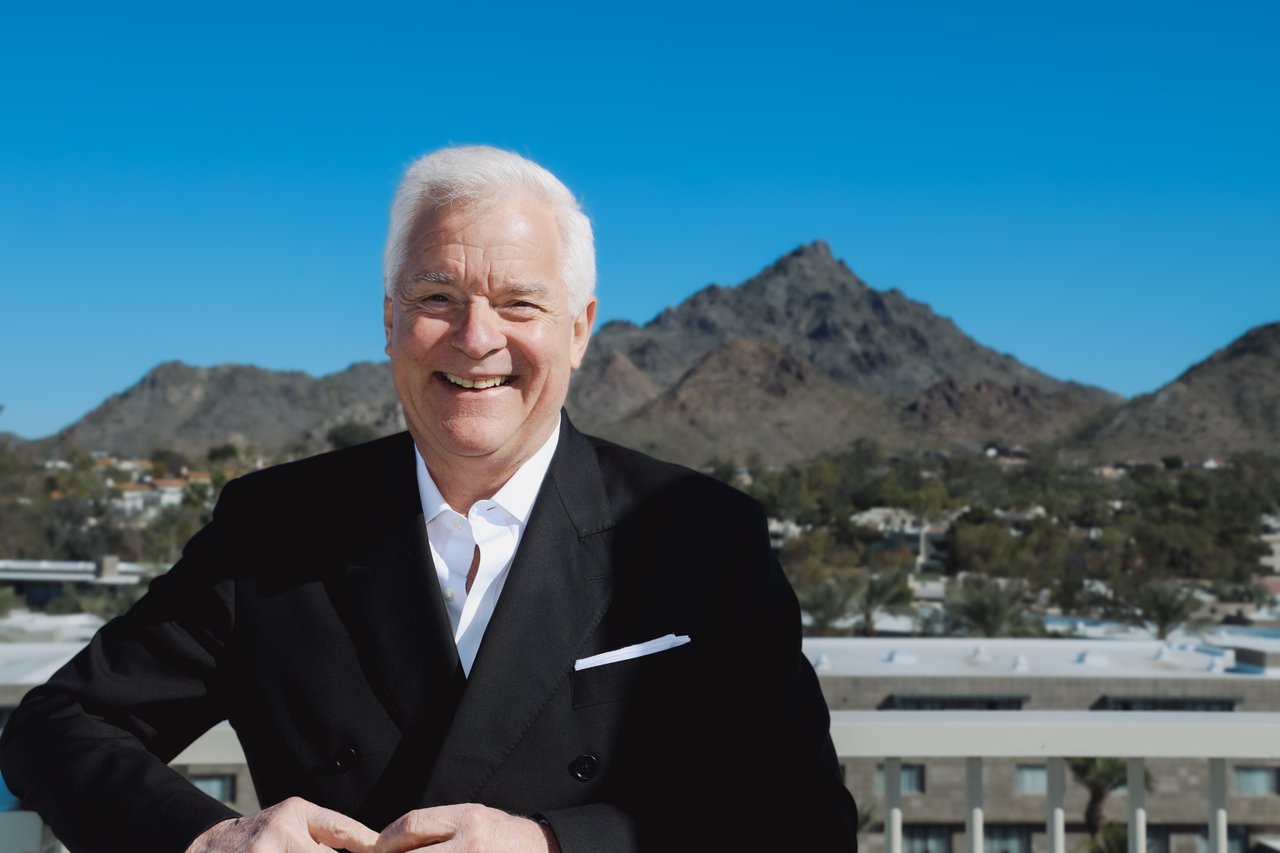 Trendsetters – Arizona Leaders, Entrepreneurs, Celebs, Models and More