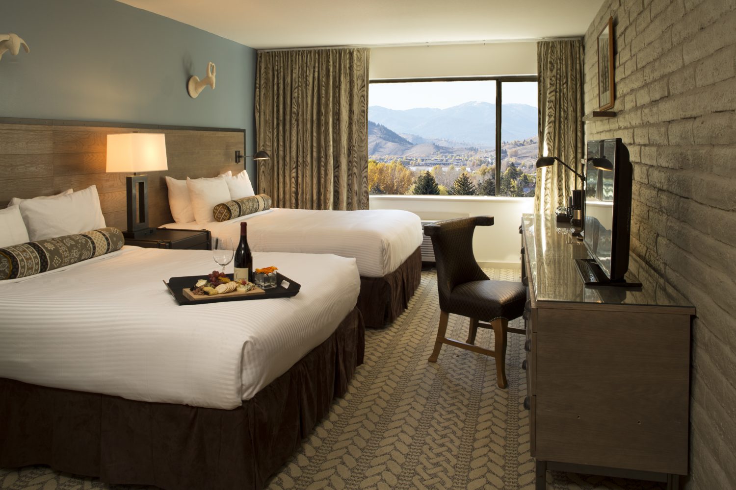 Discover a Luxurious Adventure in Jackson Hole at the Snow King Resort