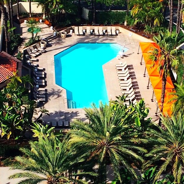 Hotel Irvine Serves Up Sizzling Summer Packages