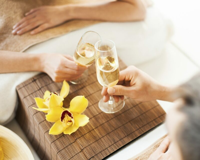 Attend Agave Spa's Champagne Happy Hour Party