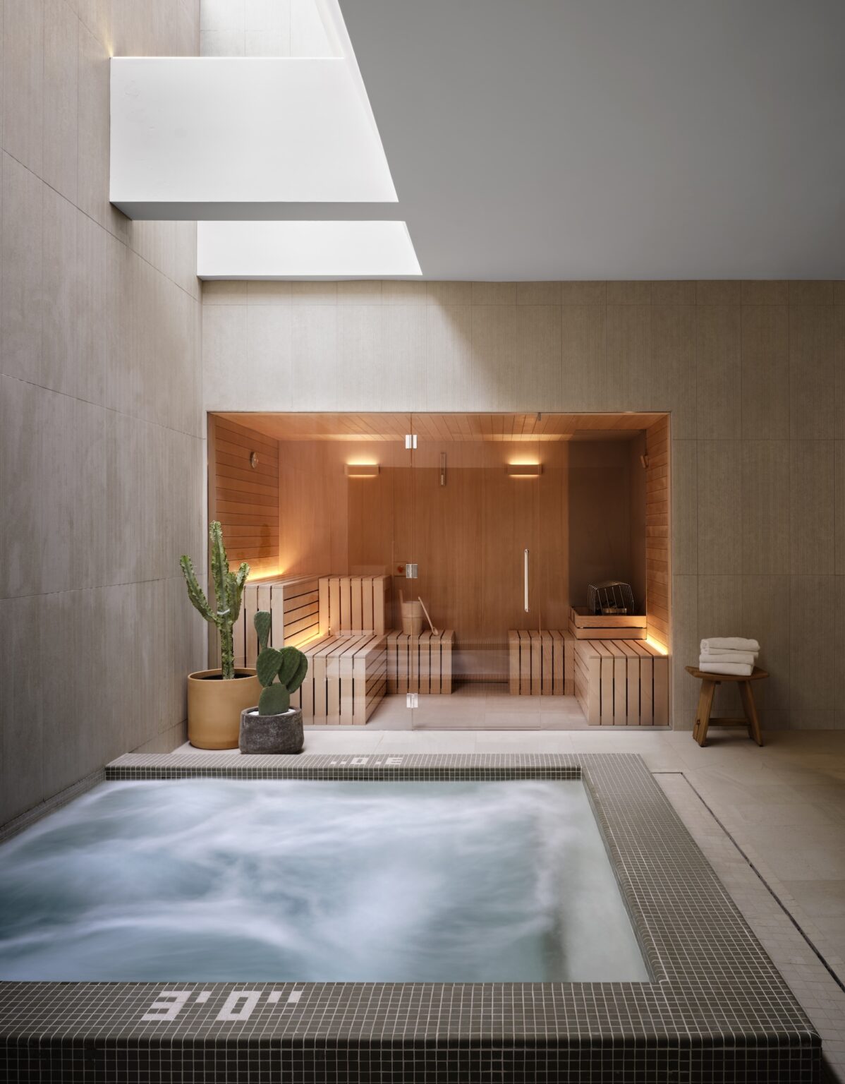 AZ Insider's Guide 2024: The Best Arizona Spas