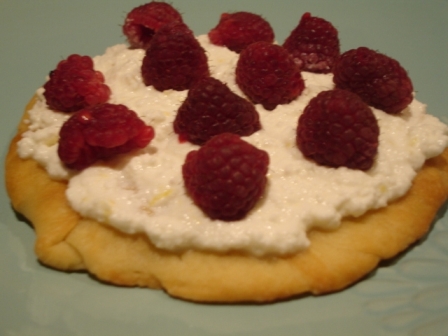 Recipes: Minty Chocolate Pudding and Berry Sweet Pizza