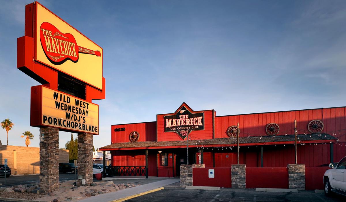 The Ultimate Tucson Bar Guide by Rachel Erin McKeighan