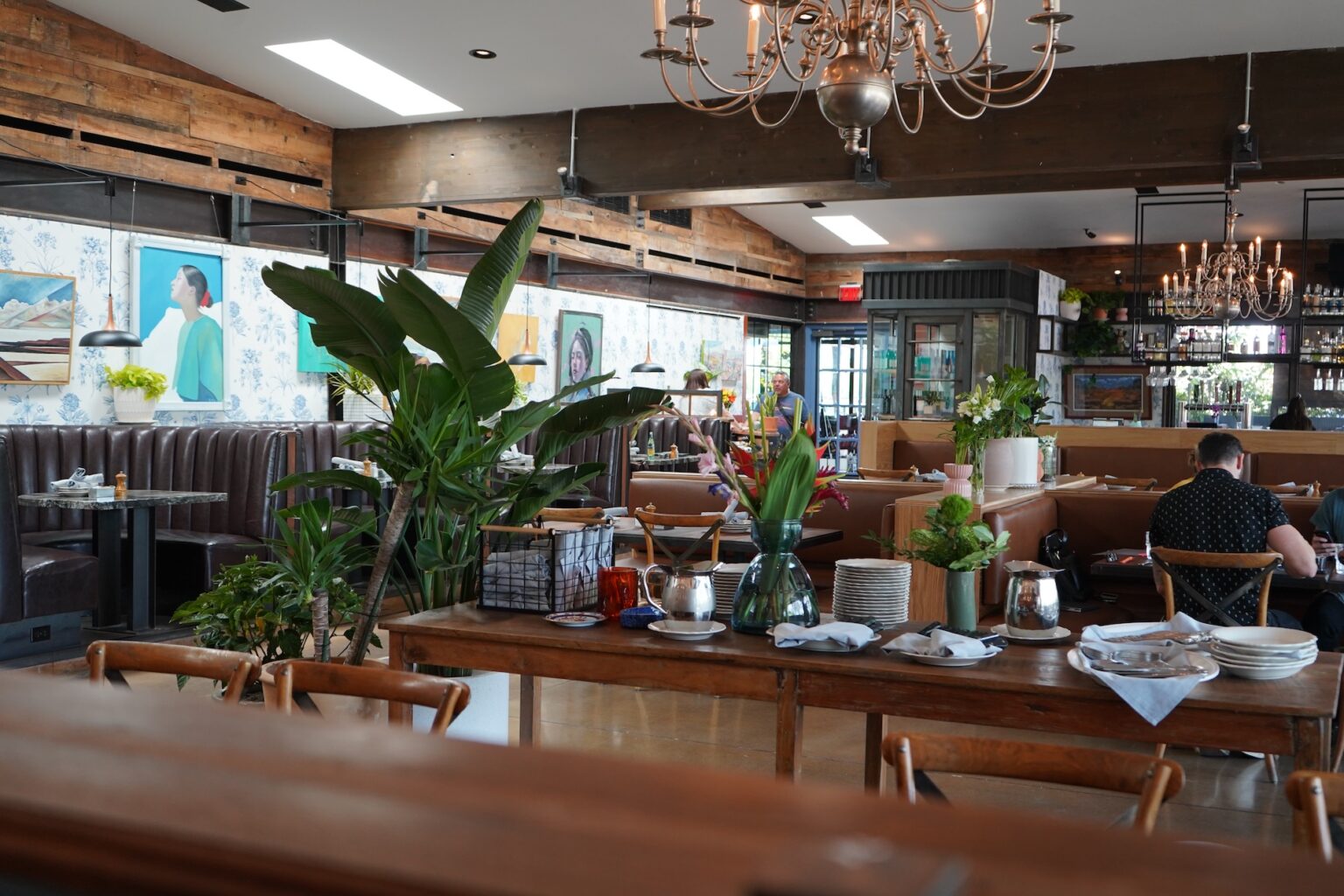 Gallo Blanco & Otro Cafe Team Open New Restaurant, Tesota