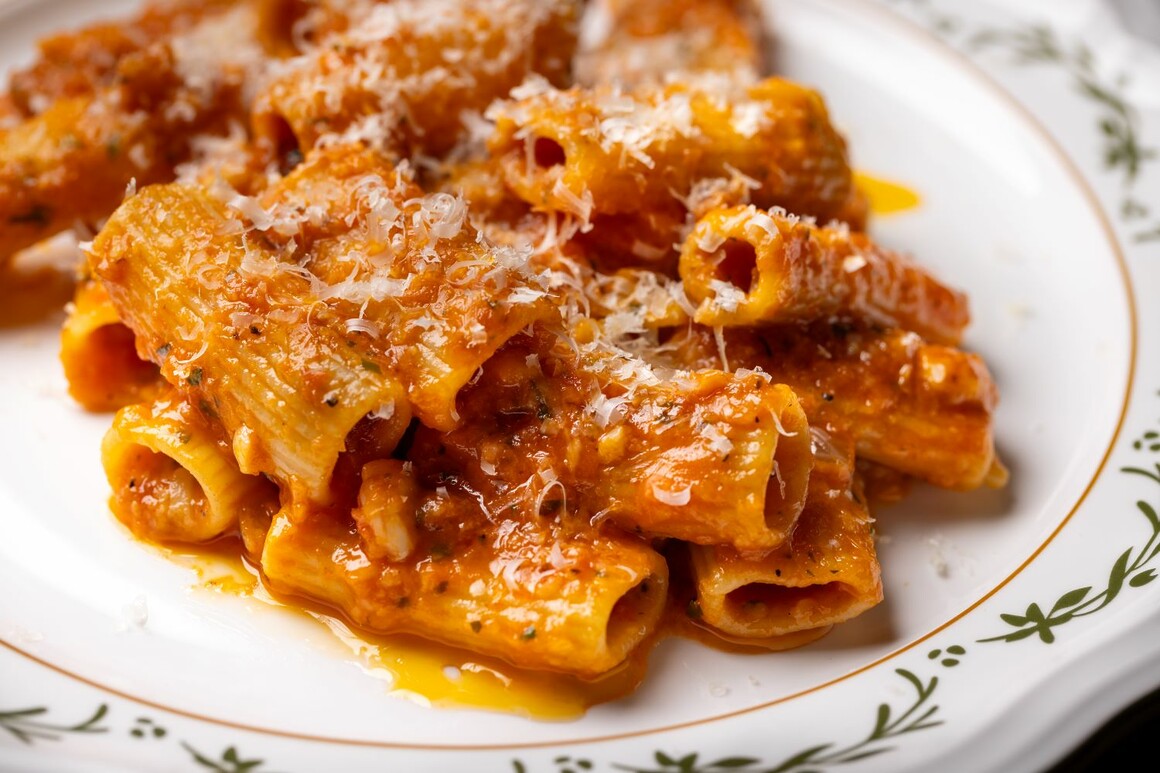 Celebrity Chef Opens La Zozzona in Scottsdale