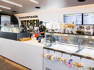 théa Mediterranean Rooftop Restaurant Opens at The Global Ambassador