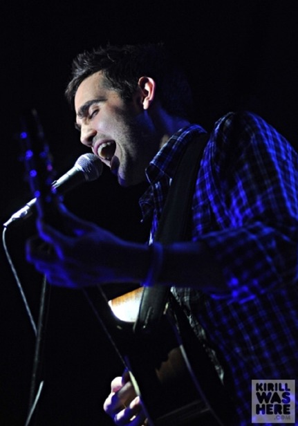 Kelley James Performs Tonight: Live in Phoenix and Ready to Rock