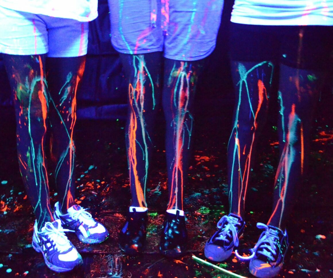 Run, Dance at the Night Envy Neon Run to Help Fight Against Obesity ...
