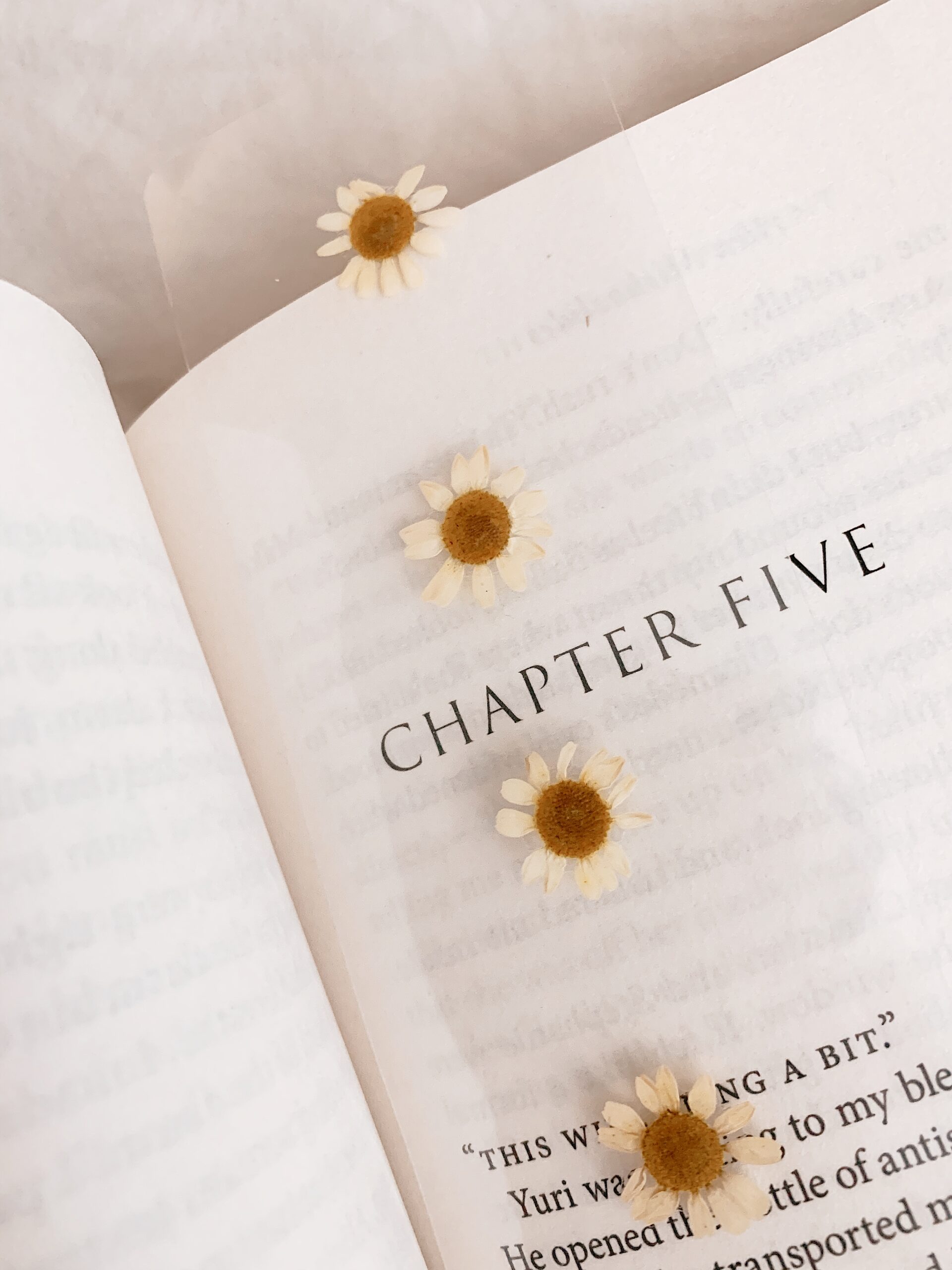 Everyday Must: Beautiful Flower-Pressed Bookmarks by Page Petal