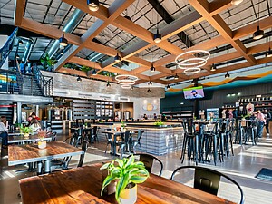 It's a VYBE: New Entertainment & Dining Complex Opens in Chandler